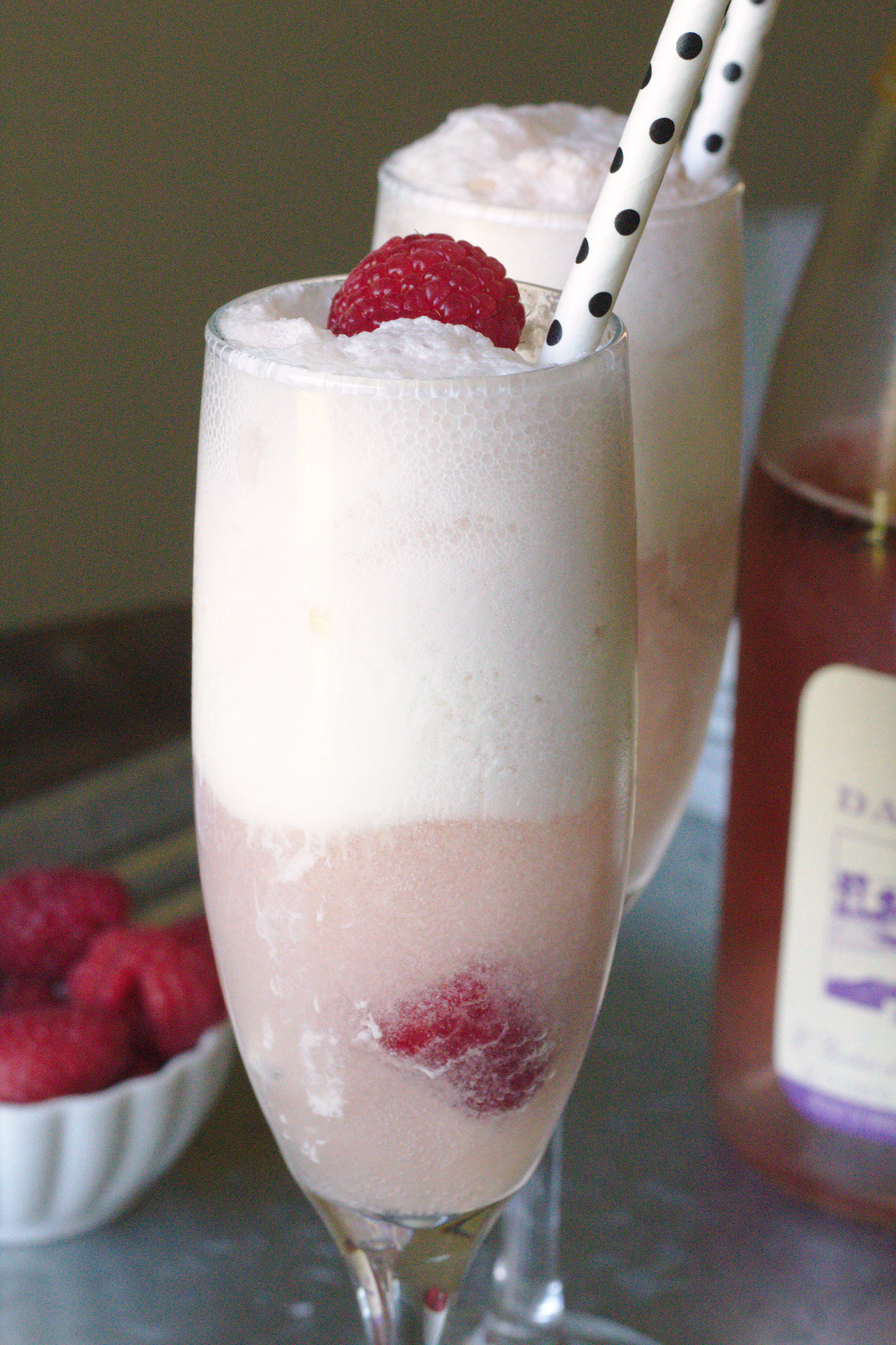Rosé Ice Cream Float – Mildly Meandering