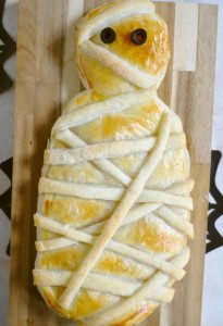Mummy Dip – Mildly Meandering