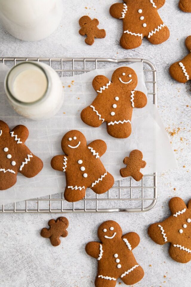 Gingerbread Cookies – Mildly Meandering